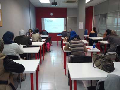 La AECC informa en YMCA de Getafe sobre prevención del cáncer de mama a ...